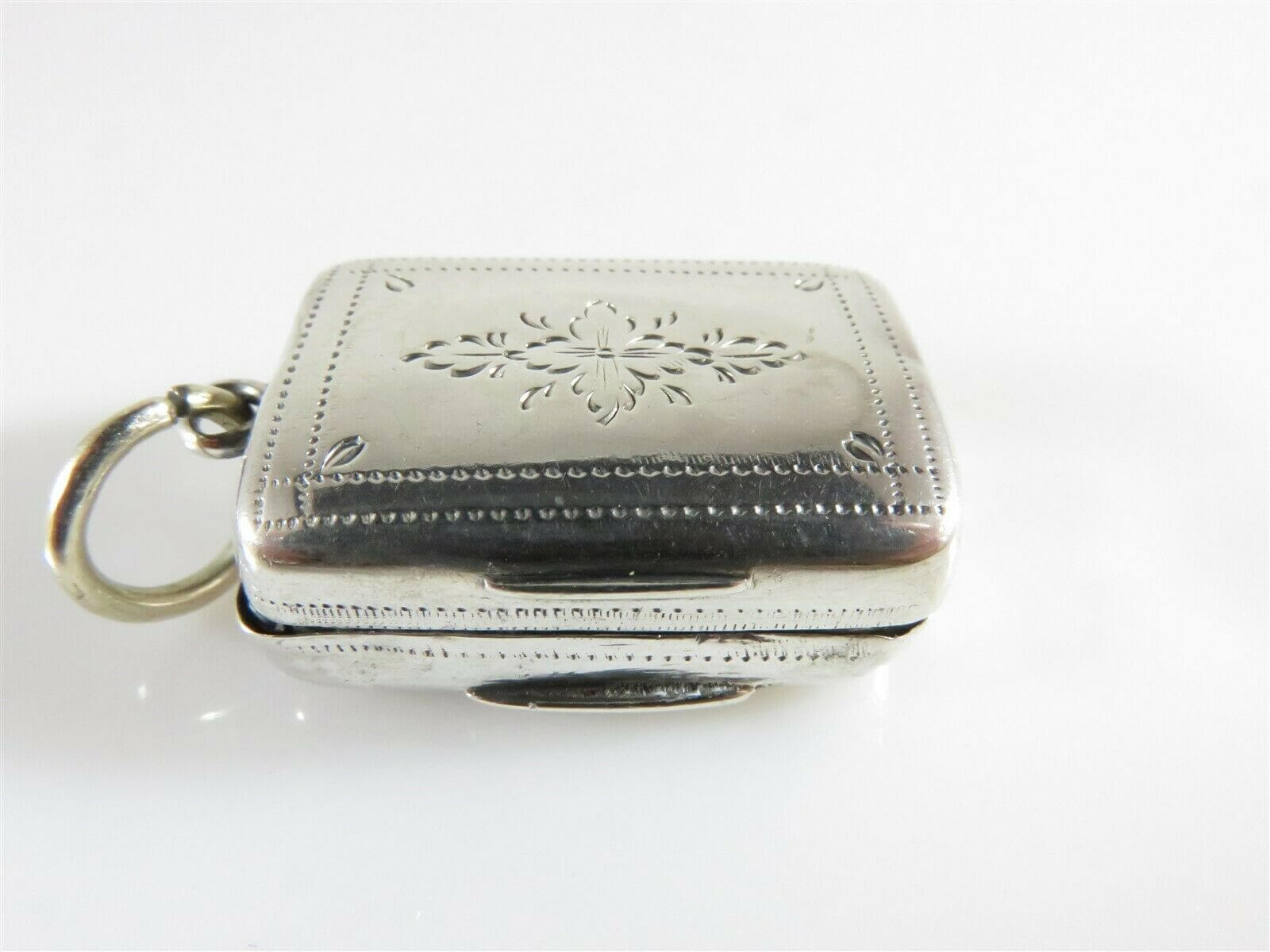 Circa 1820 Thomas Newbold Sterling Silver Chatelaine Fob Vinaigrette S