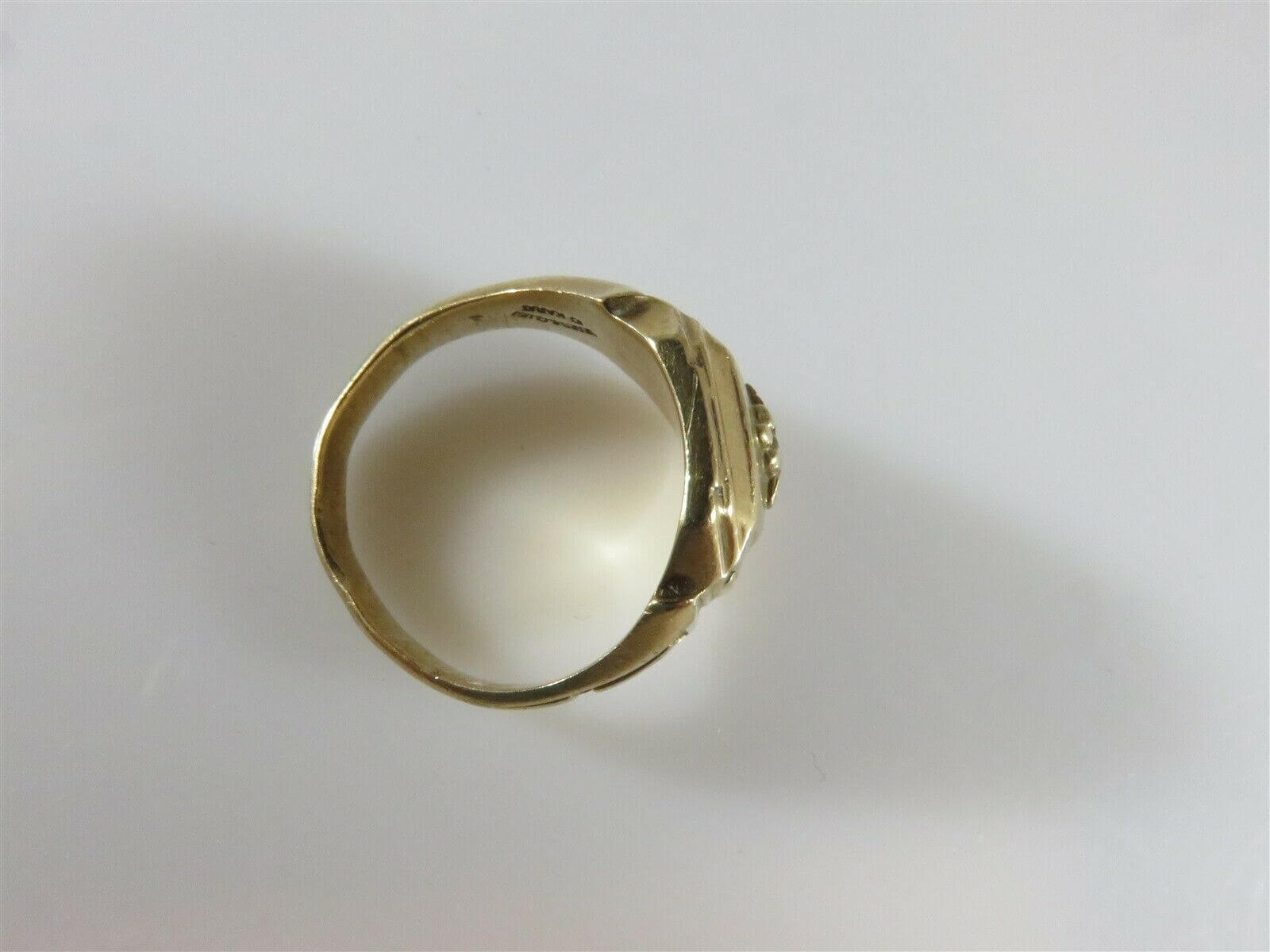 7.5 Grams 10K Gold 1960 NHS Class Ring Size 7 3/4 Dieges & Clust High