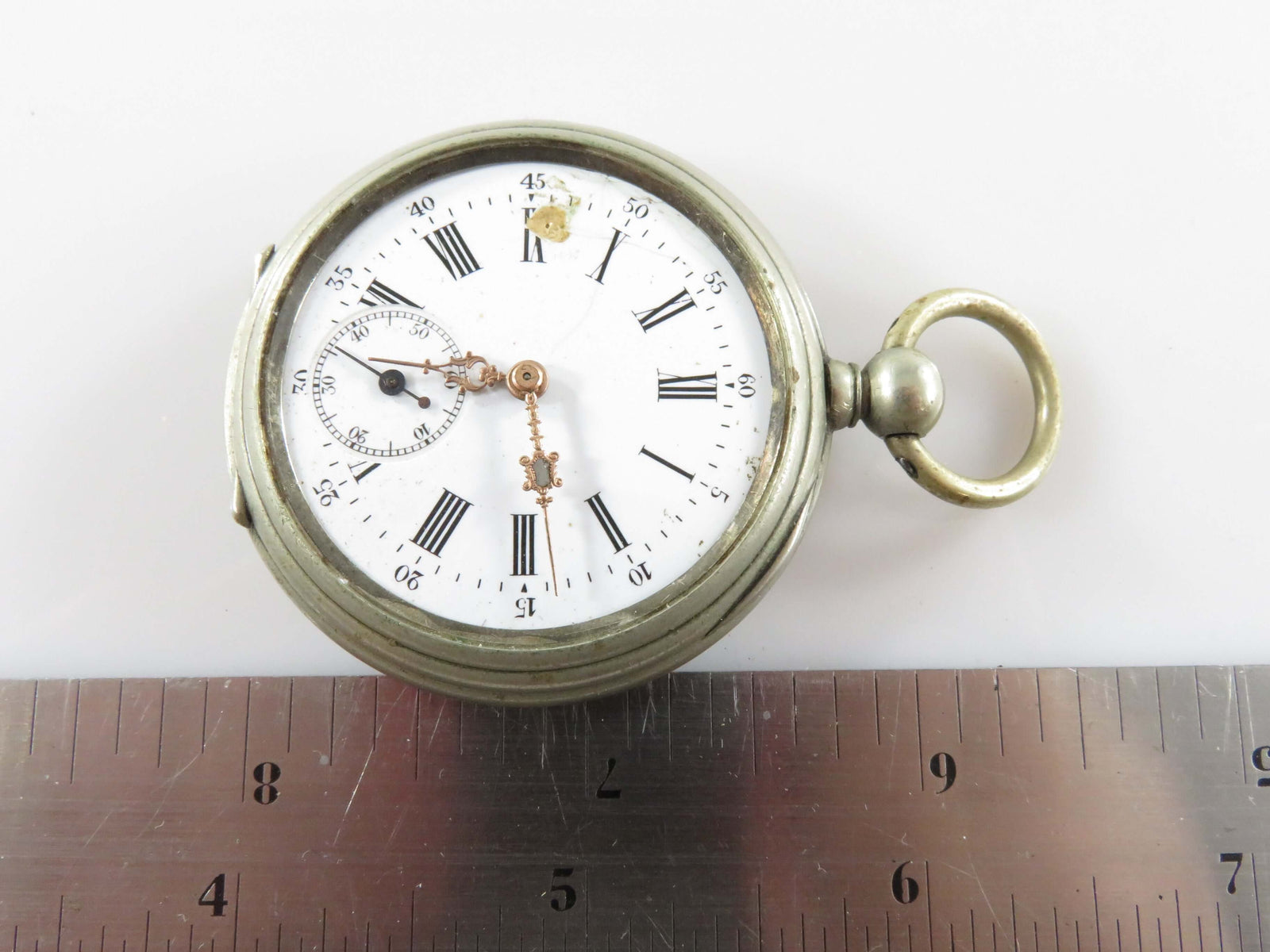 Antique Cylindre 10 rubis Key Wind Key Set Pocket Watch 36mm No Crysta
