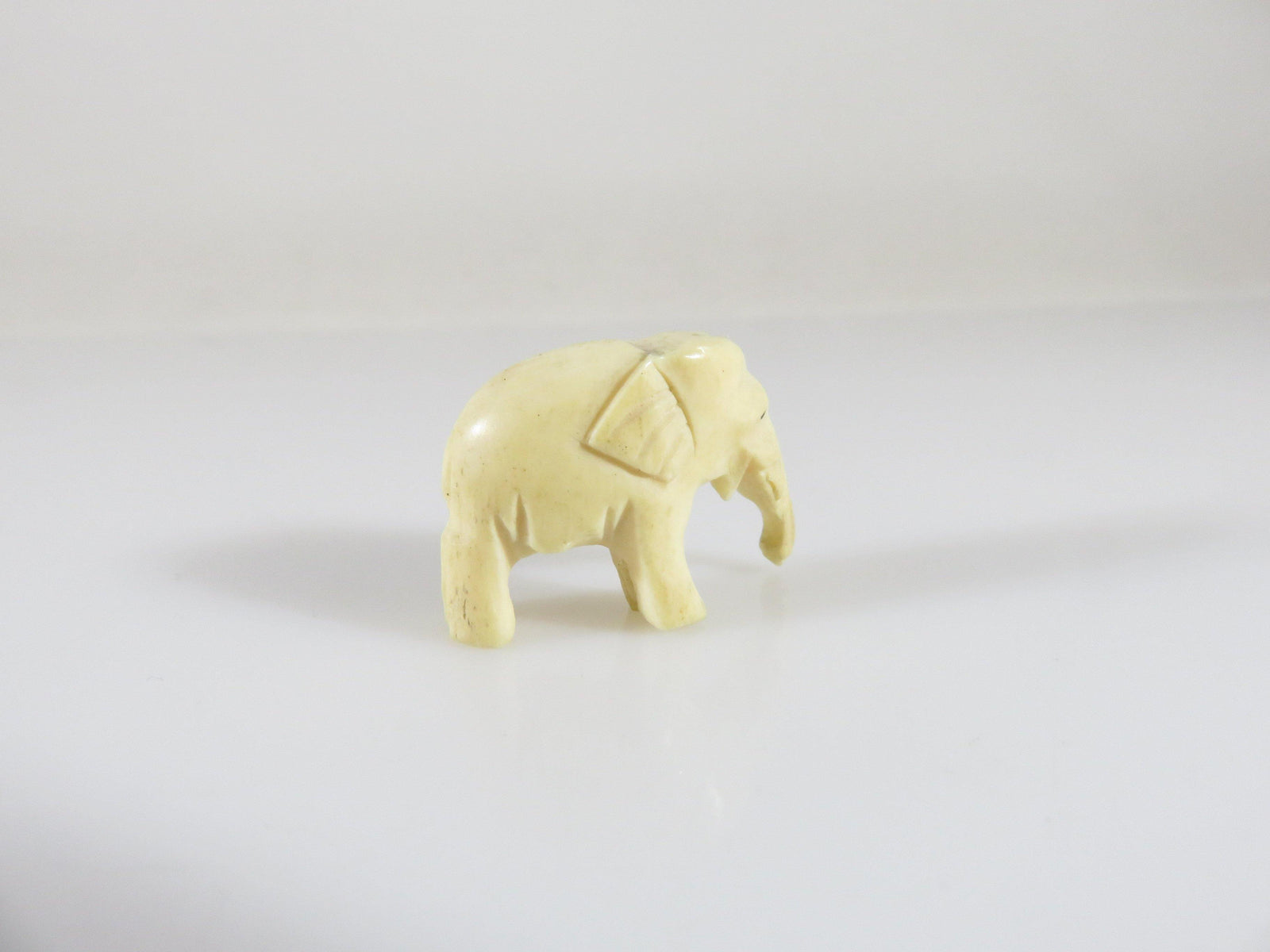 Antique Miniature Carved Bone Elephant Okimono Figure 7/8" x 5/8"