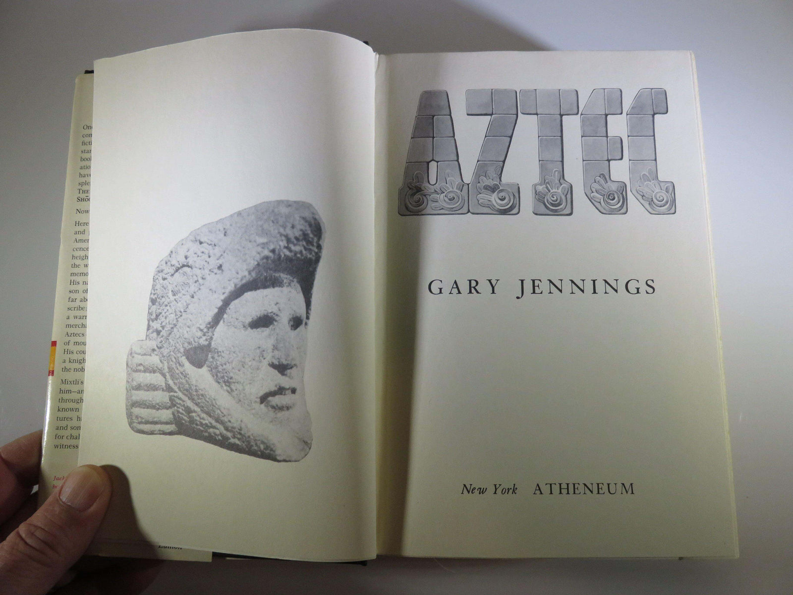 1980 Aztec A Novel Gary Jennings Atheneum Publishing Book Club Edition